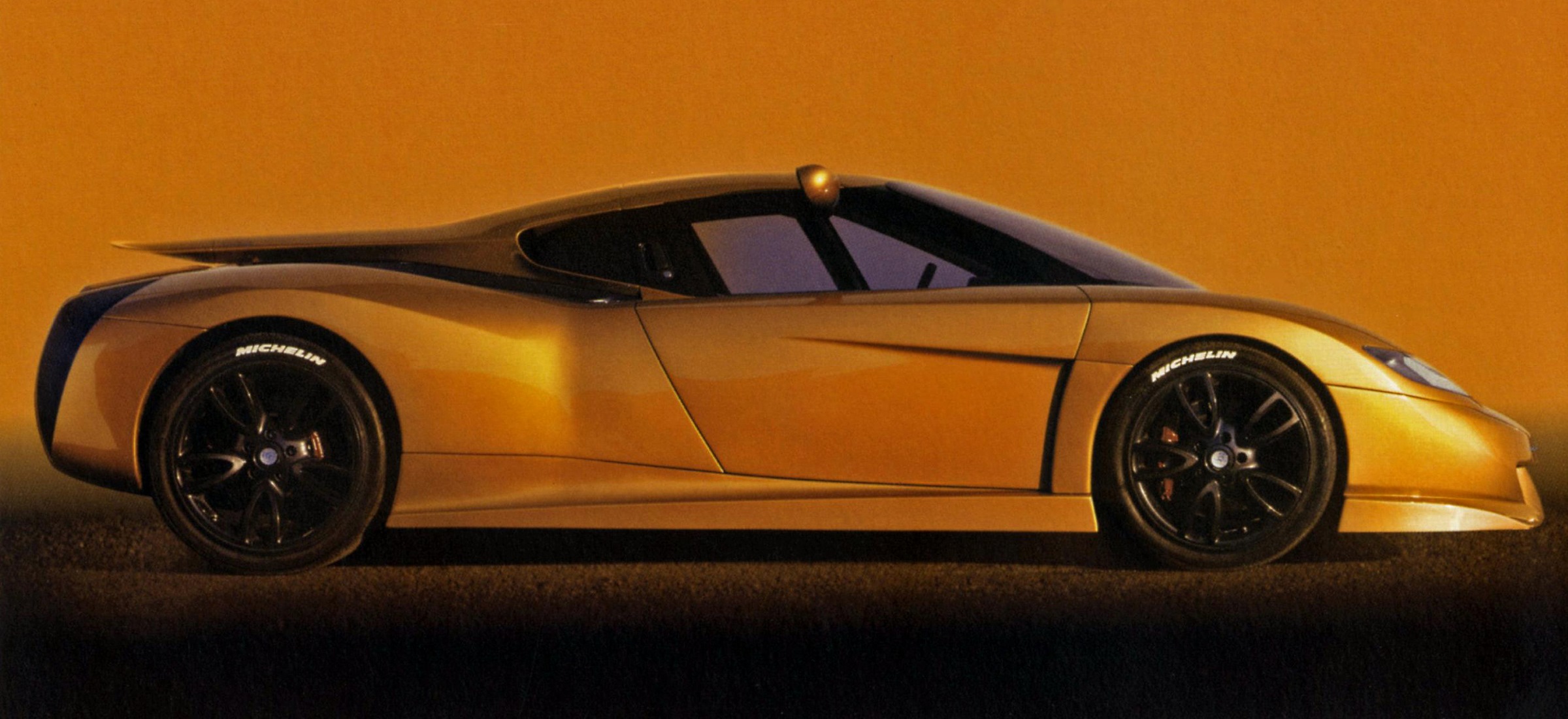 Edonis to pierwszy samochód zaprezentowany w XXI w. Nadal można go kupić