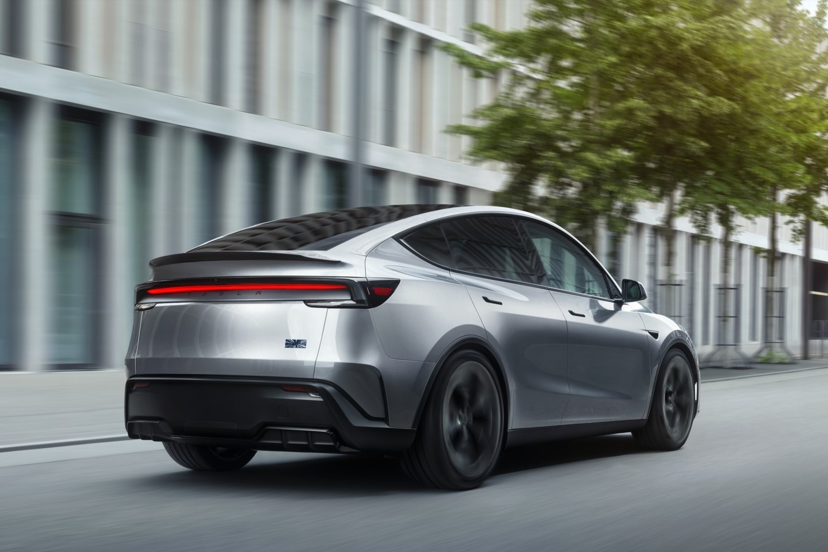 Nowa Tesla Model Y Performance już dostępna. Start od 269 990 zł ...