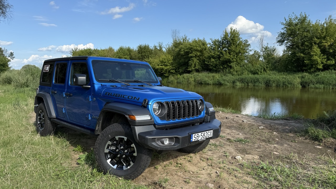 Macham Jeepowi Wranglerowi 4xe chusteczką na pożegnanie. Ostatni taki test